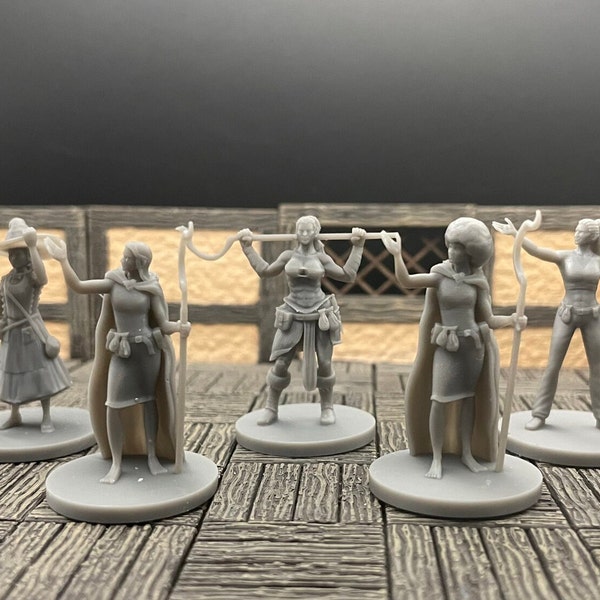 28mm Female Miniatures - Etsy