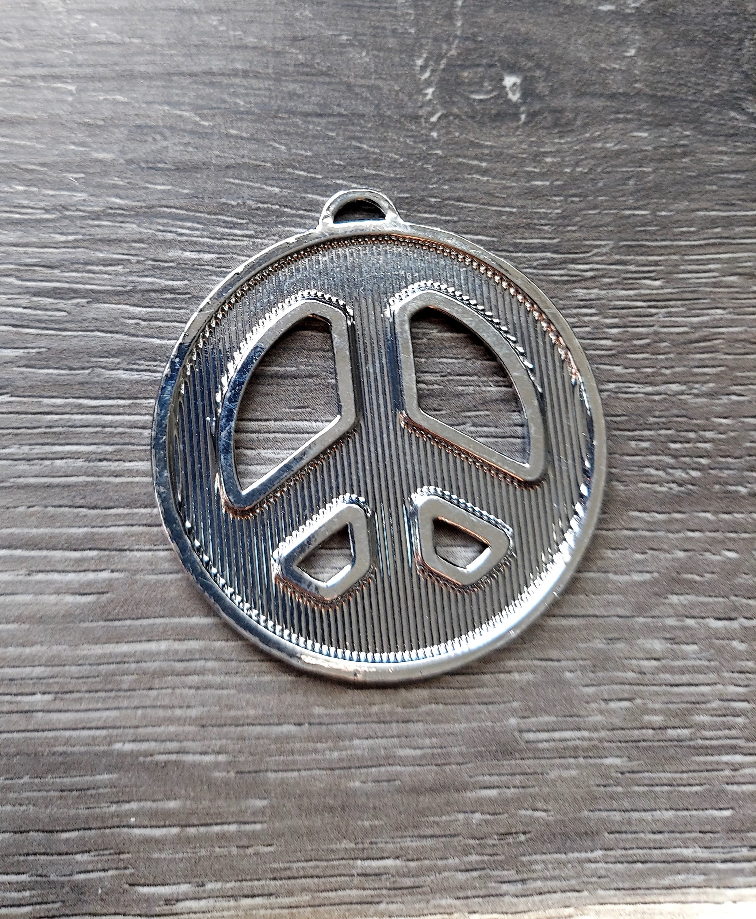 Round Peace Sign Pendants - Etsy