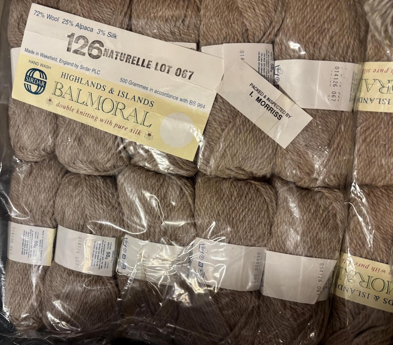 Sirdar Highland & Islands Balmoral Yarn Made in England Price per Skein ...