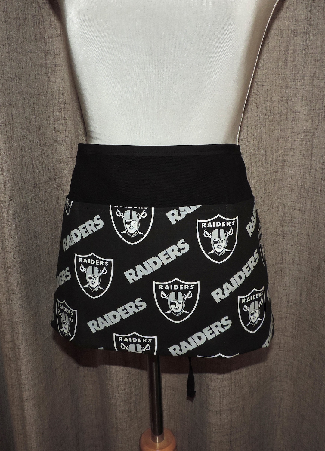 Las Vegas Raiders NFL Cotton Fabric Half Canvas Aprons With 3 Pockets ...