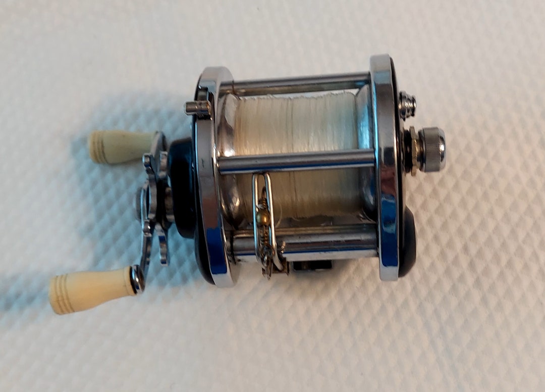 Vintage True Temper 944F Fresh Water Fishing Reel Made in USA - Etsy