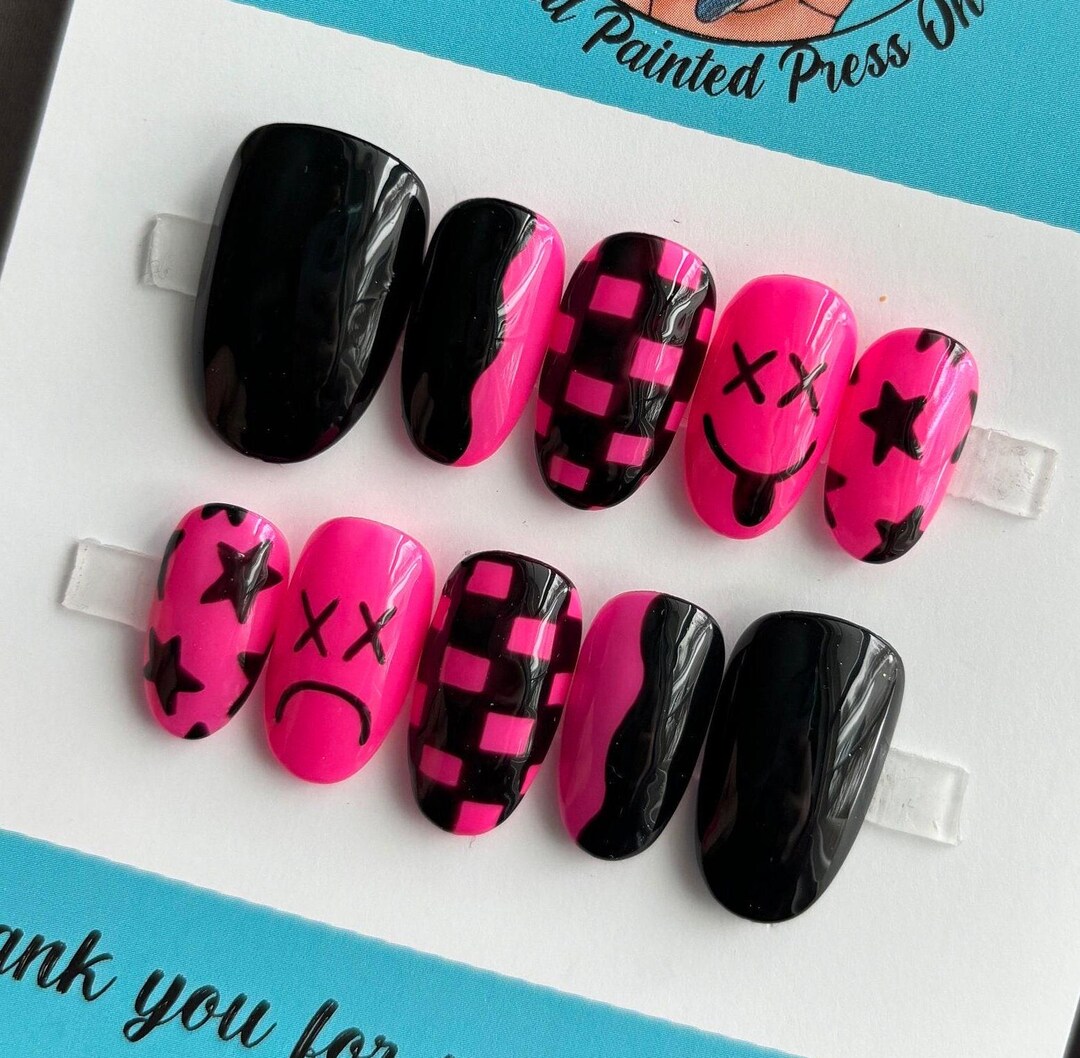 Emo Grunge Punk Rock Pink and Black Checkered Press on Nails | Hand ...