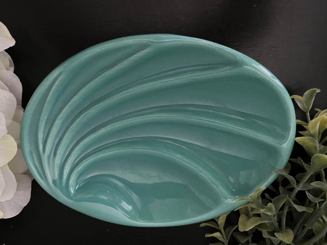 Collectible Vintage AQUA / TURQUOISE BLUE Oval Soap Dish - Etsy