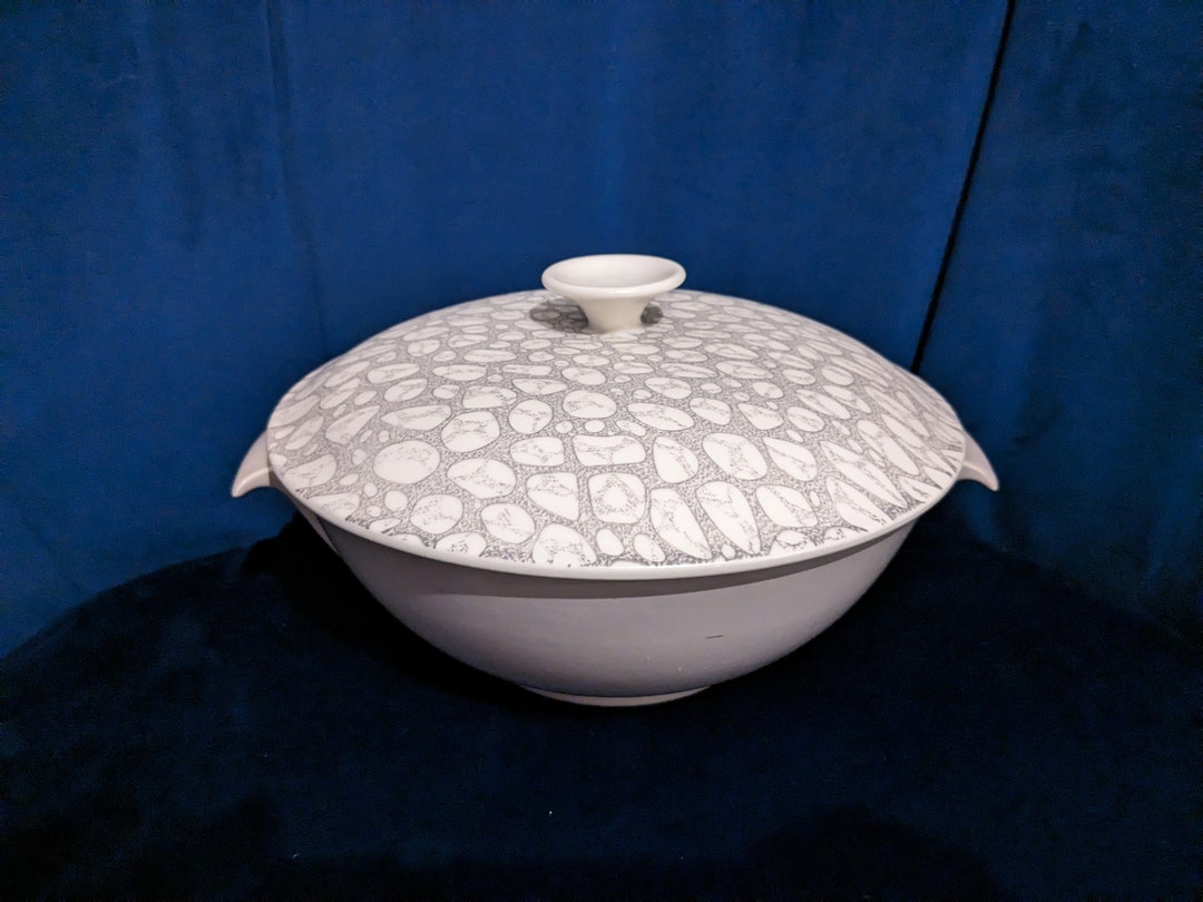 Very Rare Poole 'dove Grey Pebble' Lidded Serving Dish/soup Tureen ...