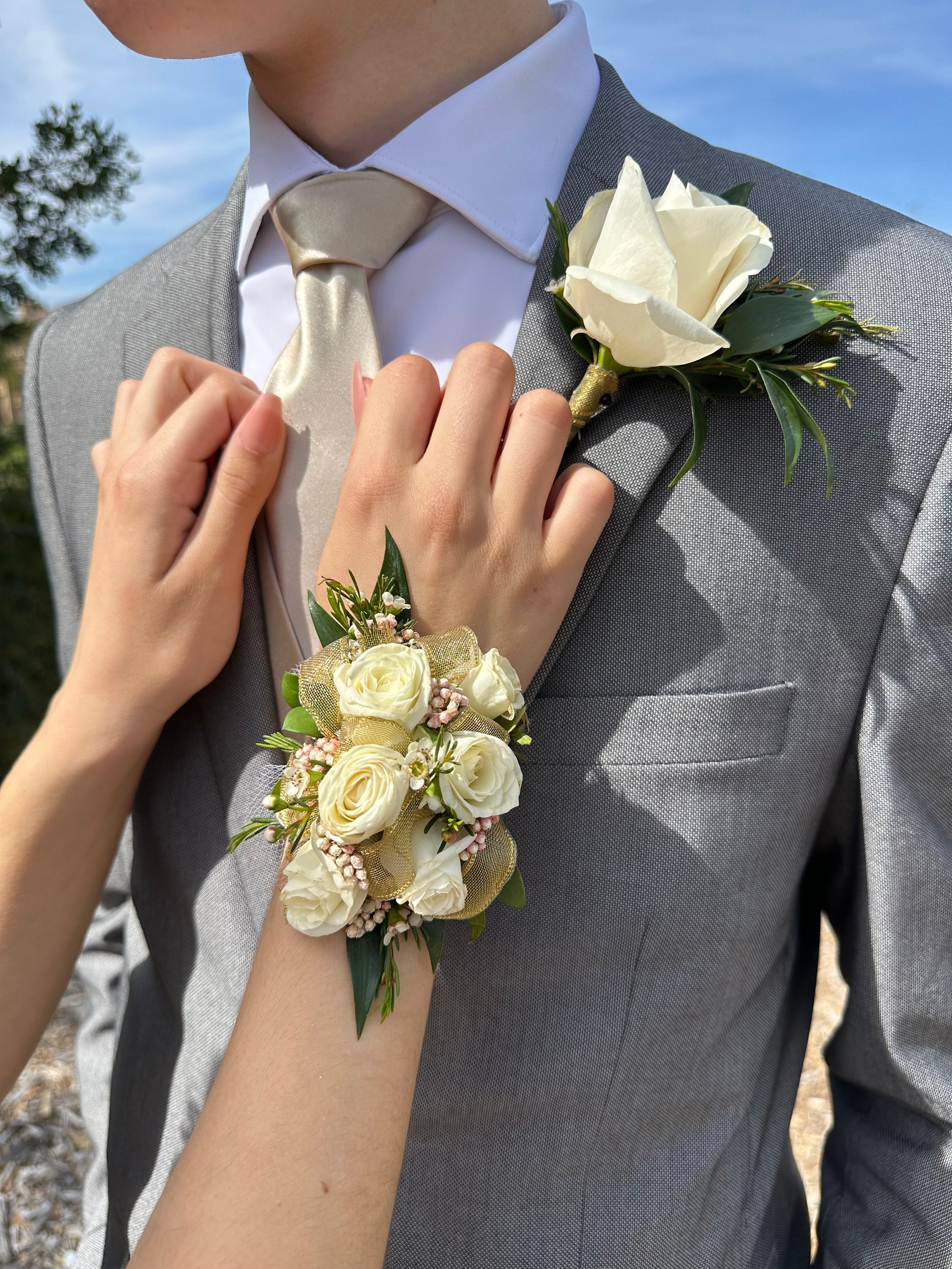 Custom Silk Floral Corsage and Boutonniere Set - Capture the Fresh ...