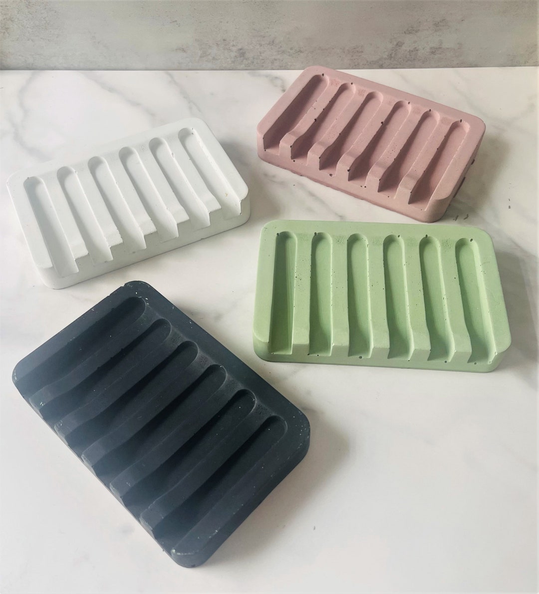 Minimalist Concrete Soap Dish: Modern Draining Soap Bar Tray - Etsy