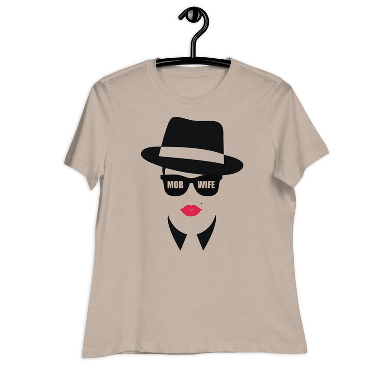 MOB WIFE Mob Wife T-shirt, Red Lips Shirt, Inspirational Shirt ...