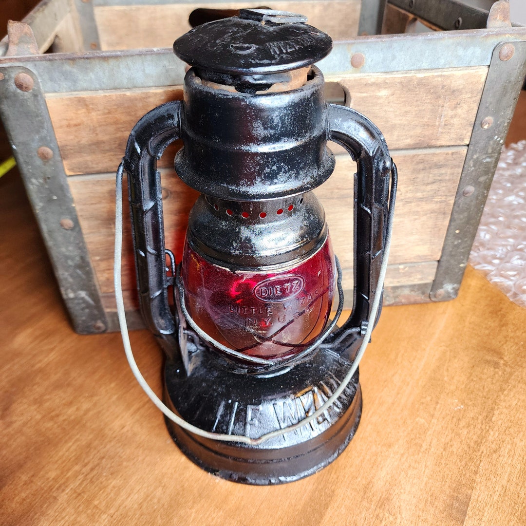 Vintage Dietz Little Wizard Railroad Lantern Red Glass Syracuse New ...