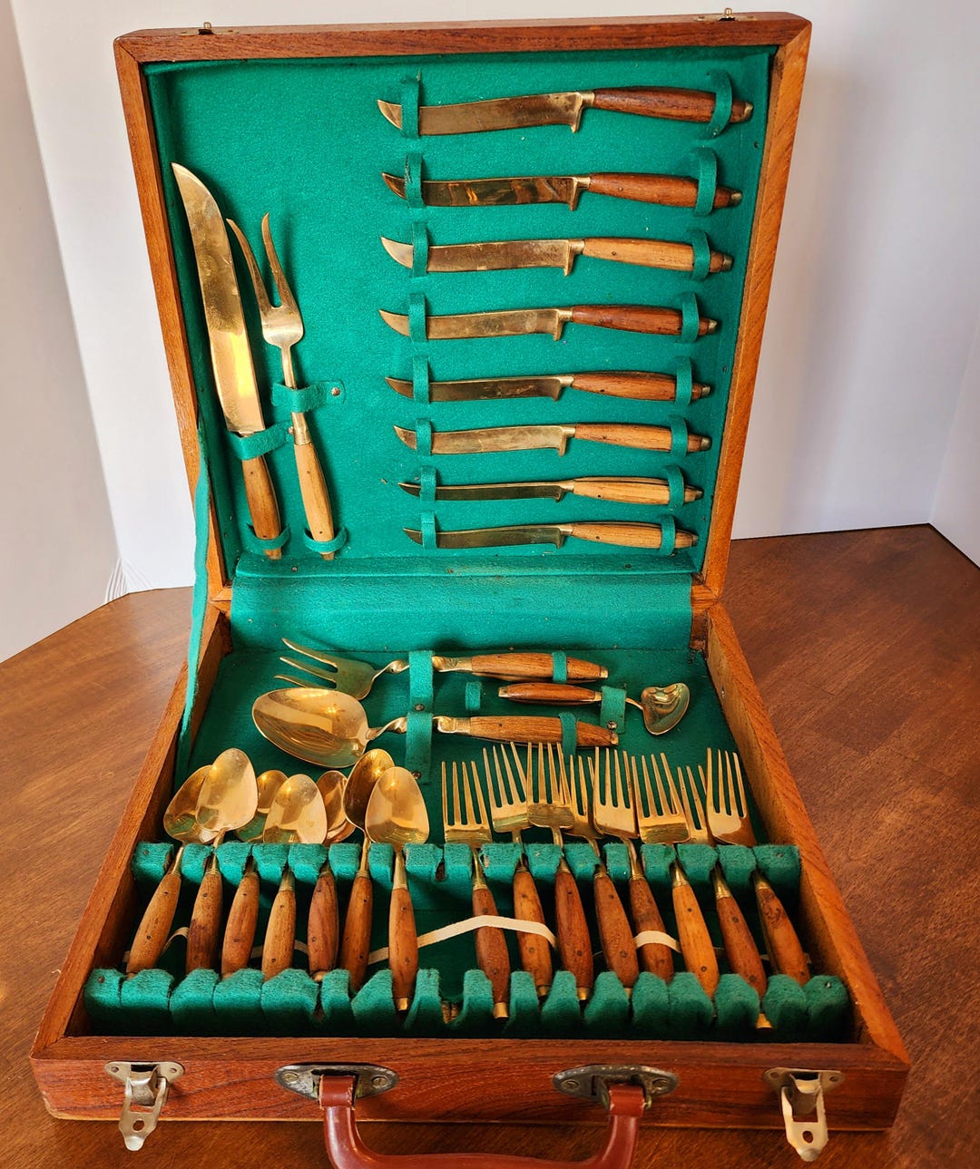 Flatware Set / Vintage / 29 Pc. Vintage Thai Princess Jewelry Flatware ...