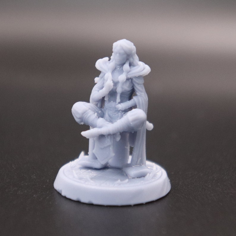 Githzerai, Female, Mage, Monk, Hovering in the Air With Long Robes ...