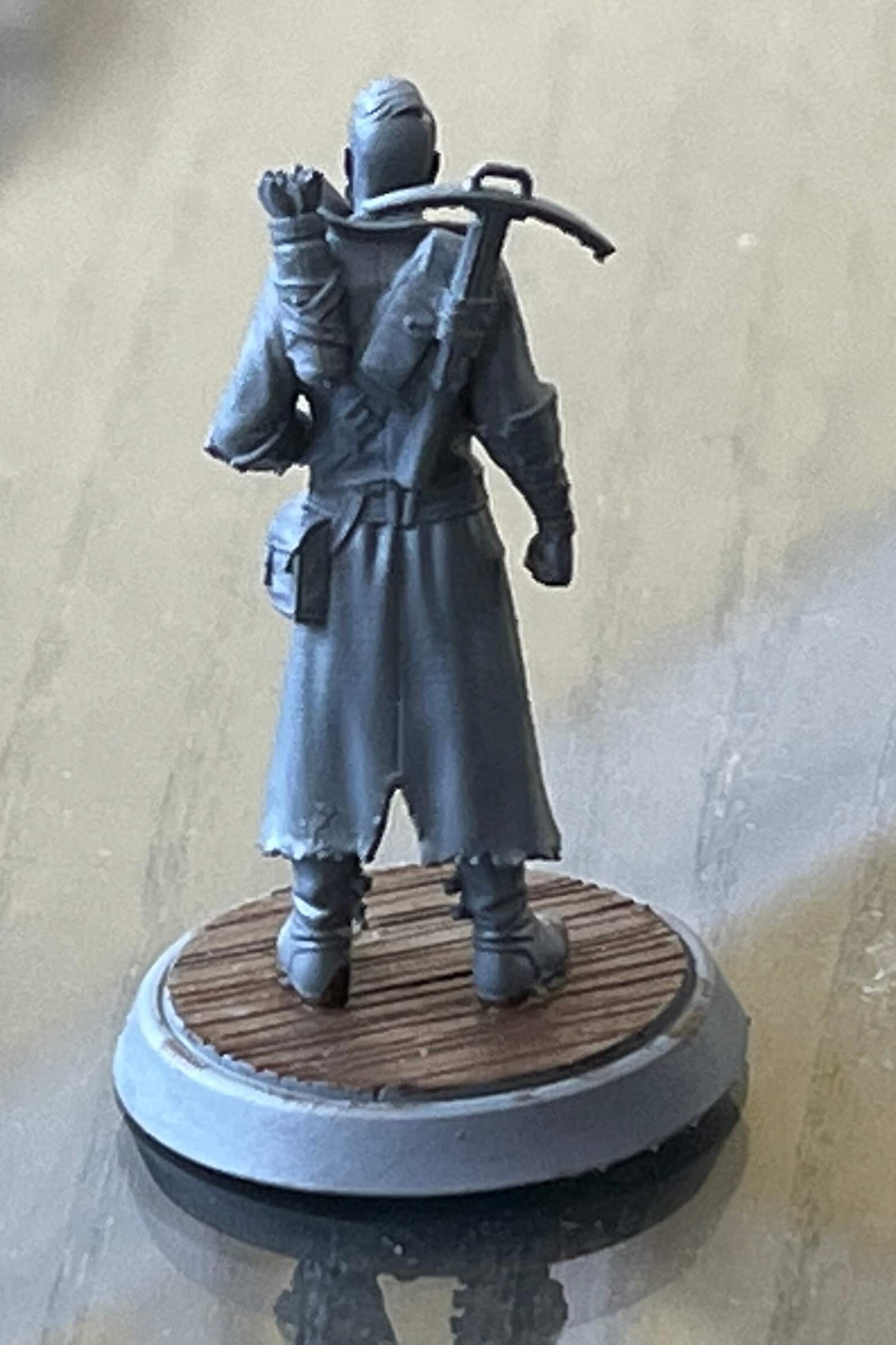 Human, Male, Ranger/rogue in Leather and Cloak, Mohawk, Crossbow on ...