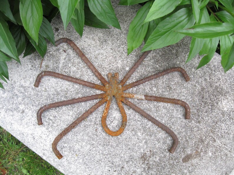 Metal Spider Rebar Spider Sculpture Man's Gift Yard Art Rock Garden ...