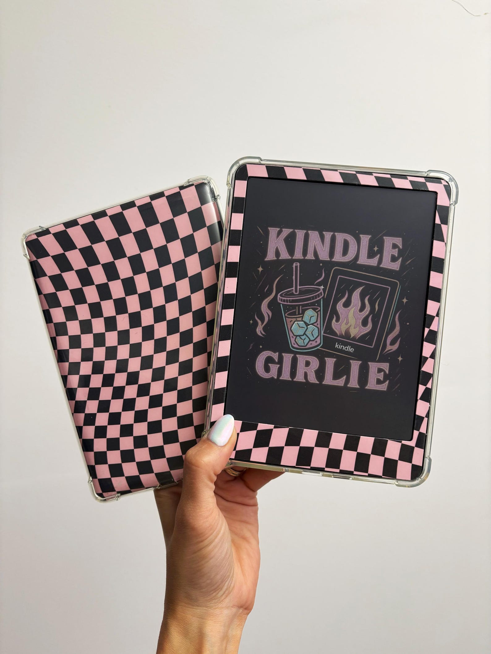 Pale Pink and Black Checkered Kindle Skin – Bookish Booktok Aesthetic ...