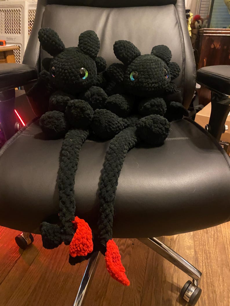 How to Snuggle Your Dragons Toothless or Light Fury - Etsy