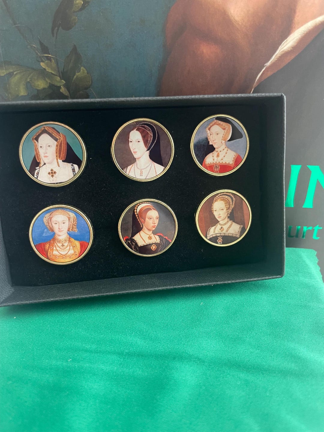 Full Set Pin Badges Six Queens Tudor Portrait Jewellery Henry VIII ...