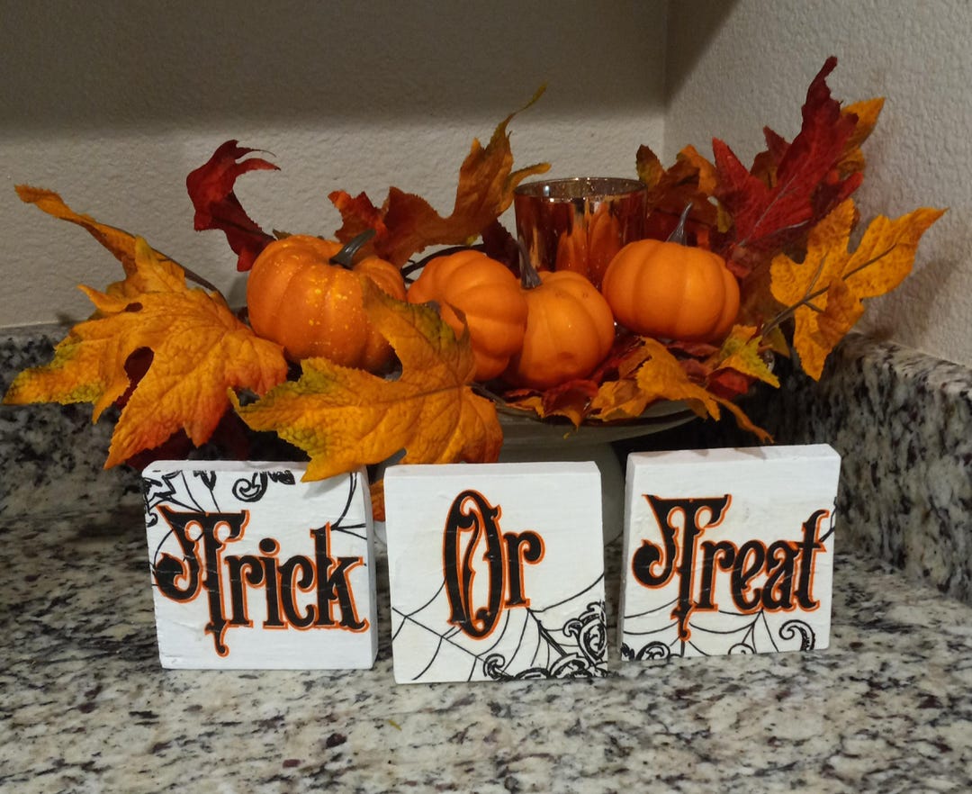 Trick or Tree Mini Wood Block Set / Signs / Tiered Tray Decor - Etsy
