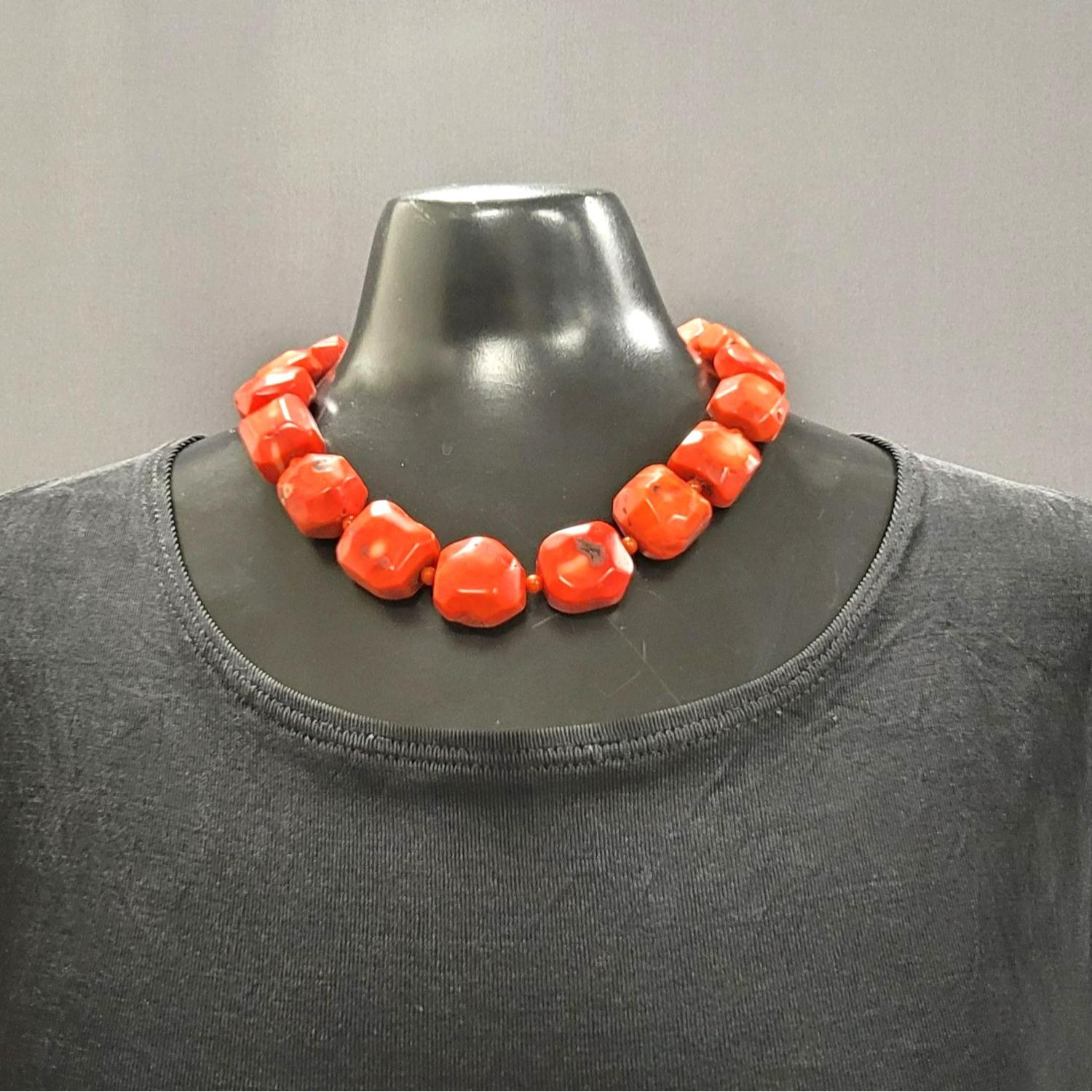 Vintage Chunky Coral Choker Statement Necklace 17