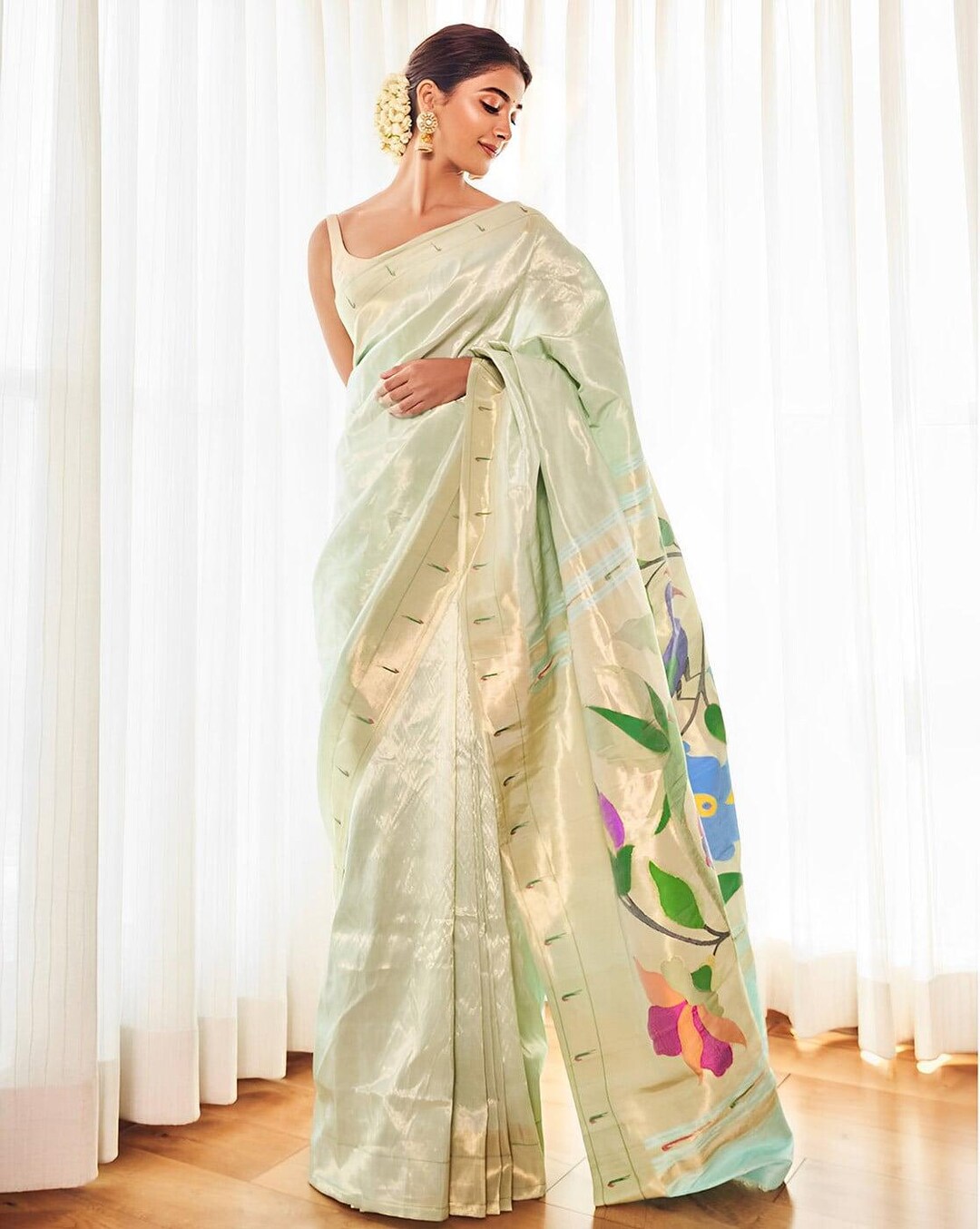 Vintage Women Pathani Woven Saree With Contrast Border - Etsy