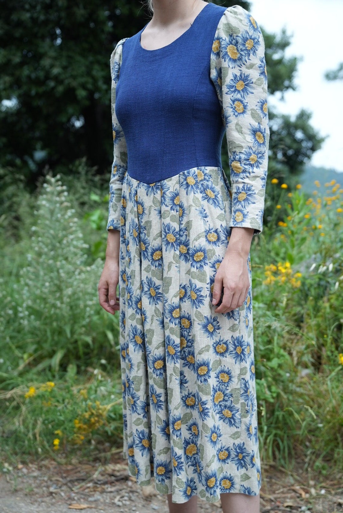 Rare Traditional Austrian Vintage Dress Linen With Blue Flower Pattern ...