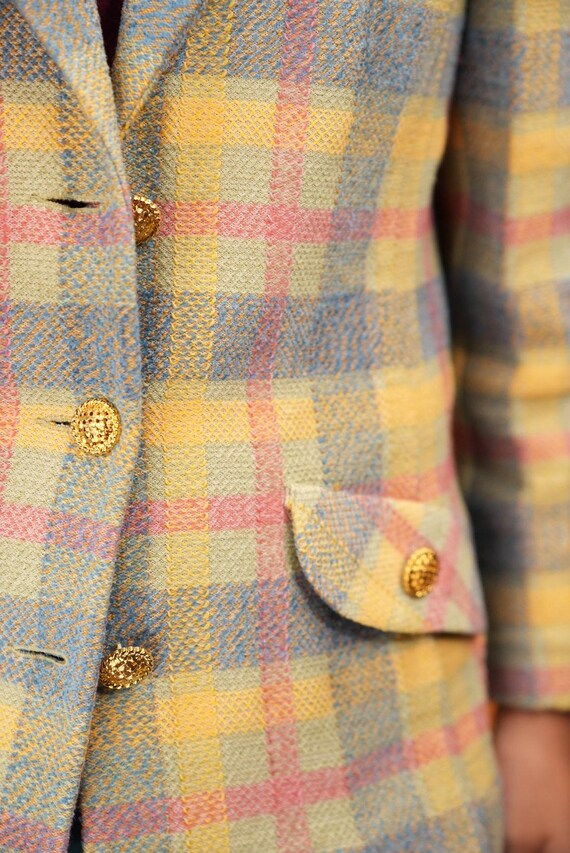 VINTAGE Plaid Blazer in Pastel Colors with Golden Sta… - Gem