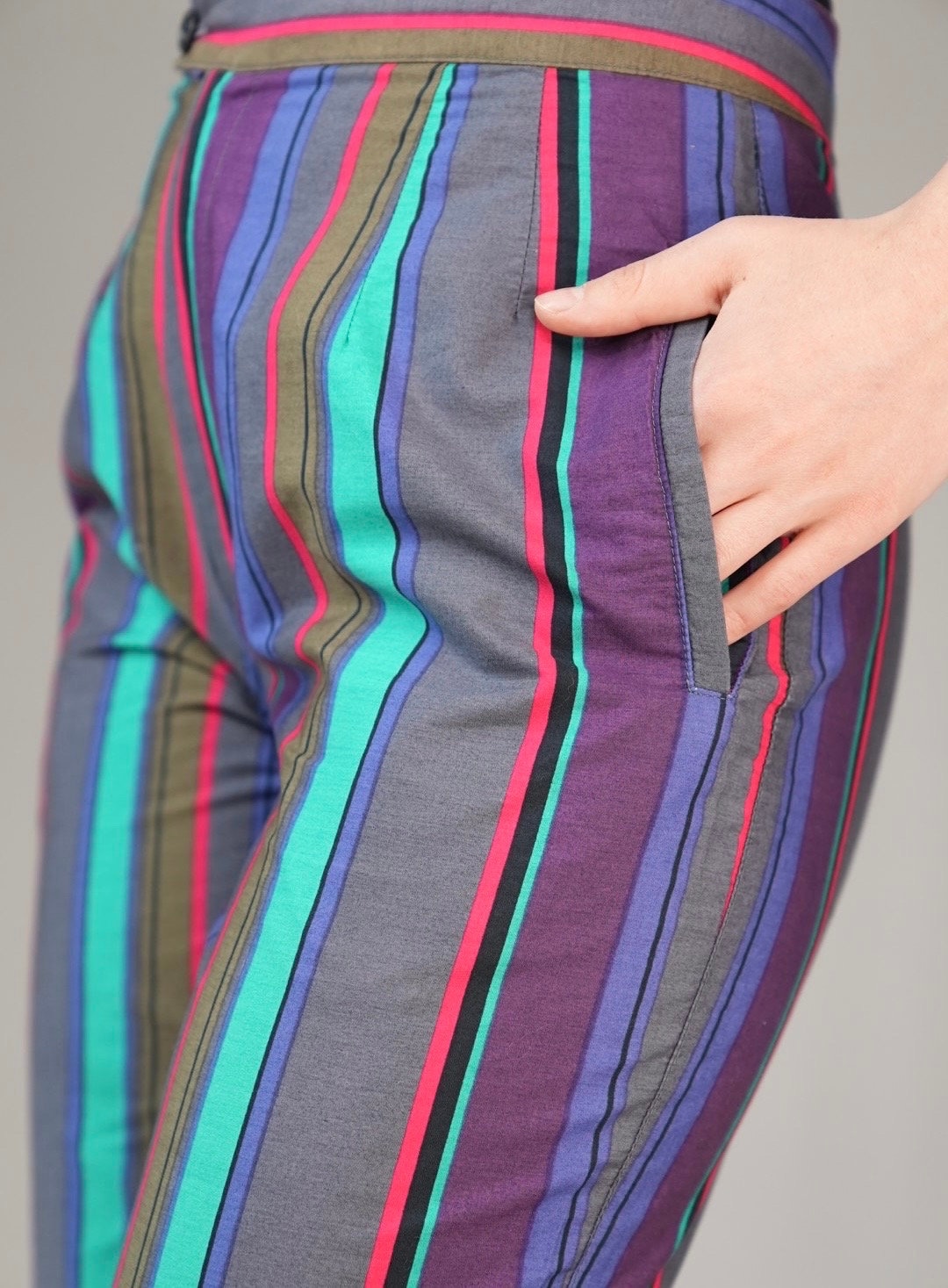Colorful Striped Vintage Capri Pants | Women's Size M | Pure Cotton ...