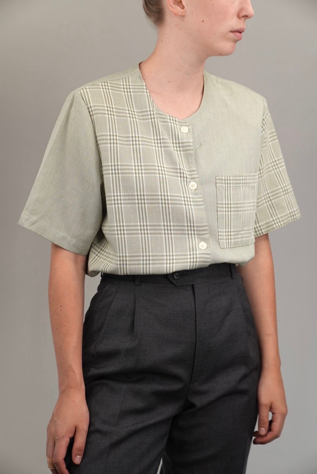 Vintage Button-up Shirt With Checkered Pattern in Light Green Cotton ...