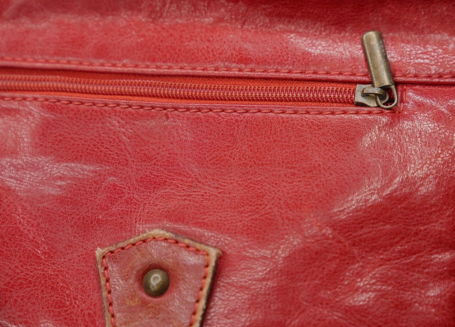 Vintage Red Leather Shoulder Bag With Metal Fastener Vera Pelle, Made ...