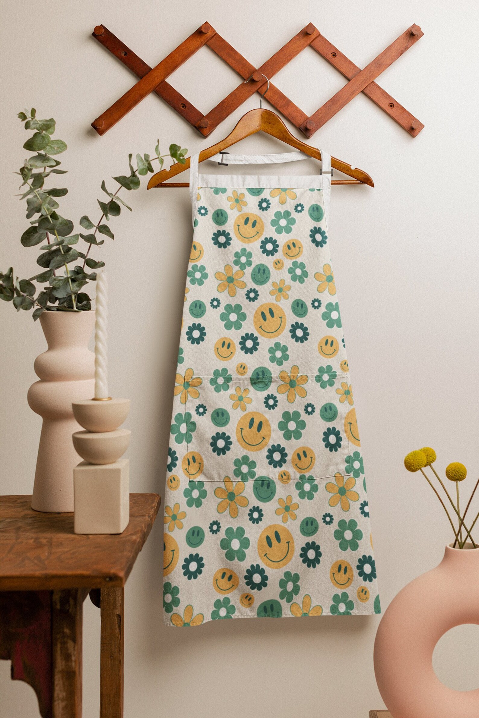 Apron, Smiley Face and Daisy, Yellow and Green - Etsy