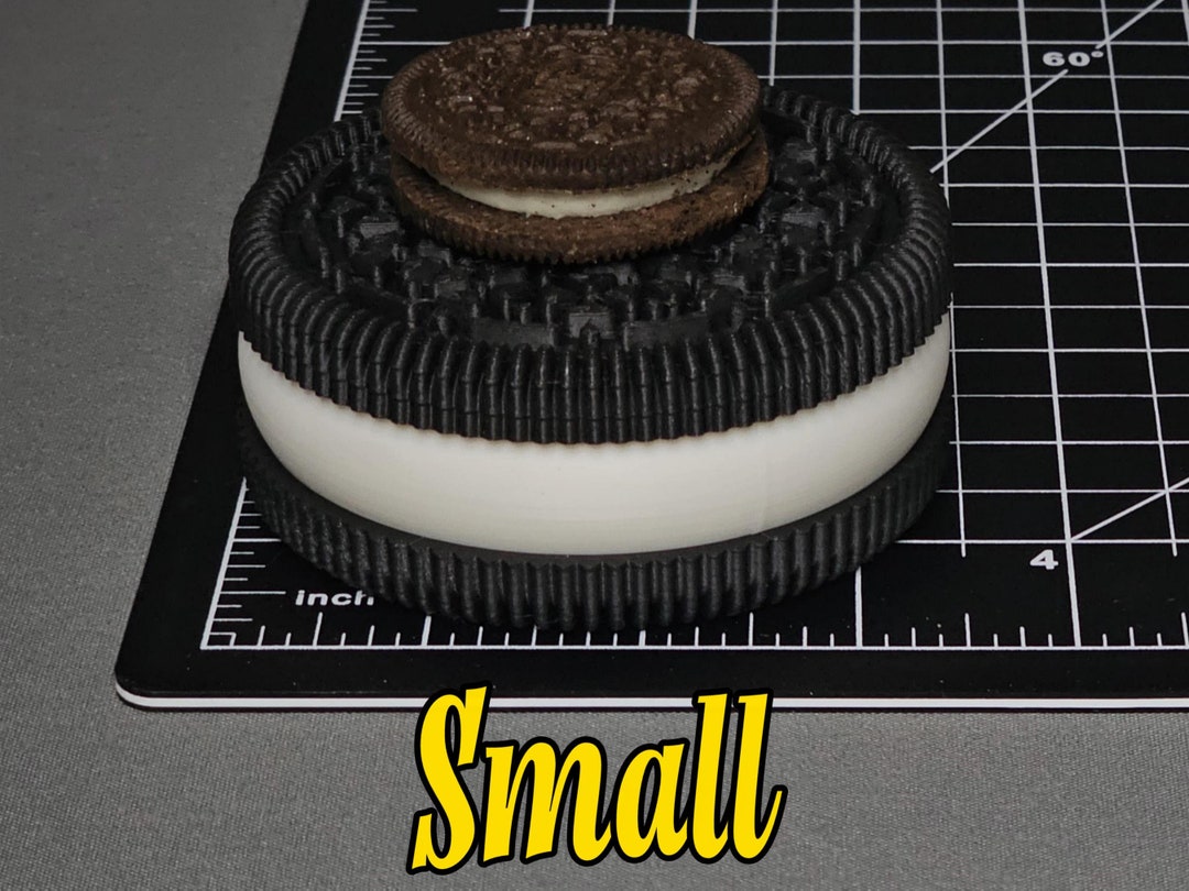 Oreo Stash Small Version 3D Printed Oreo Themed Cookies That Untwist to ...