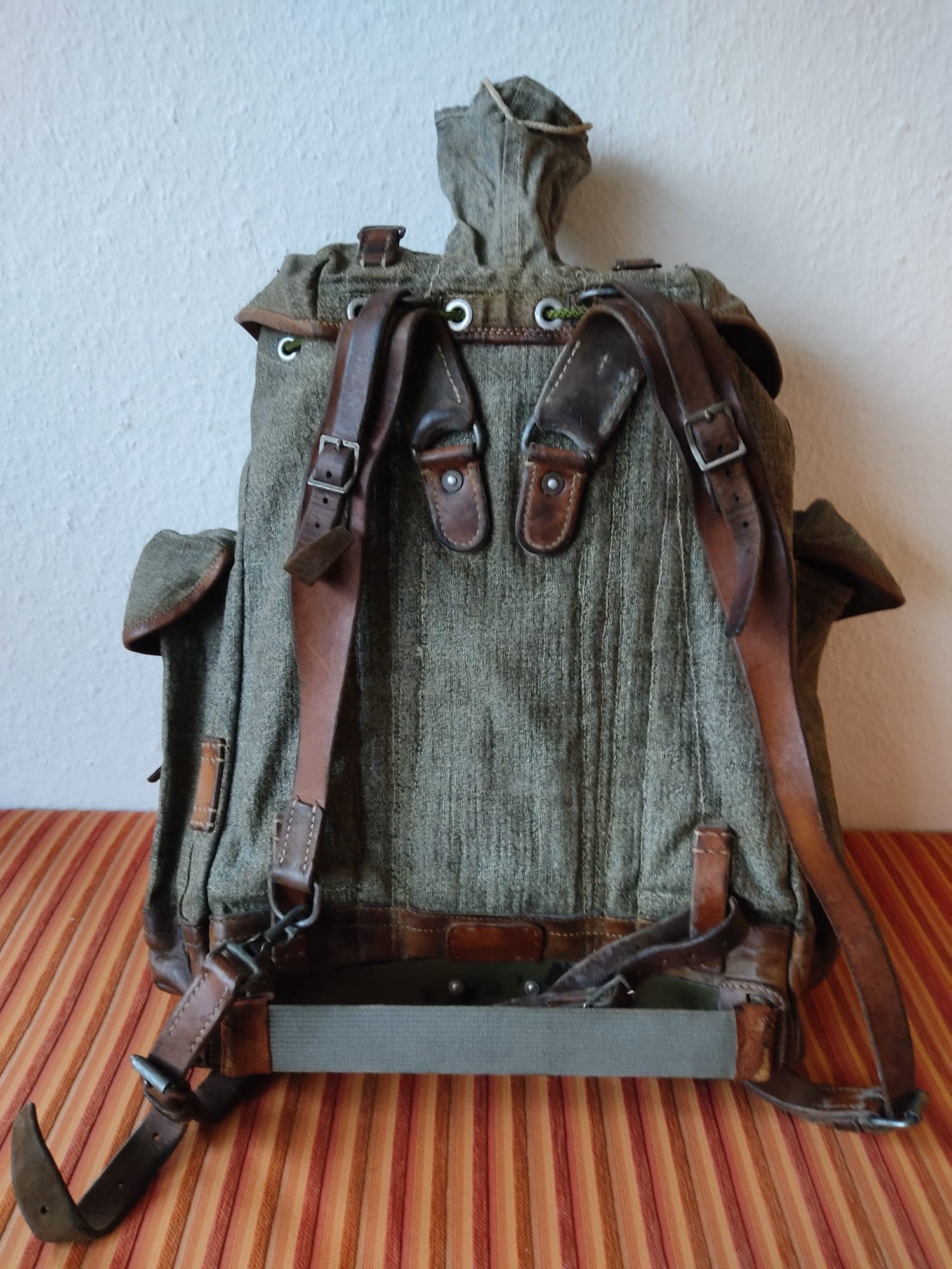 Swiss Army Sattler Mountain Troops Backpack 40s Vintage Salt - Etsy