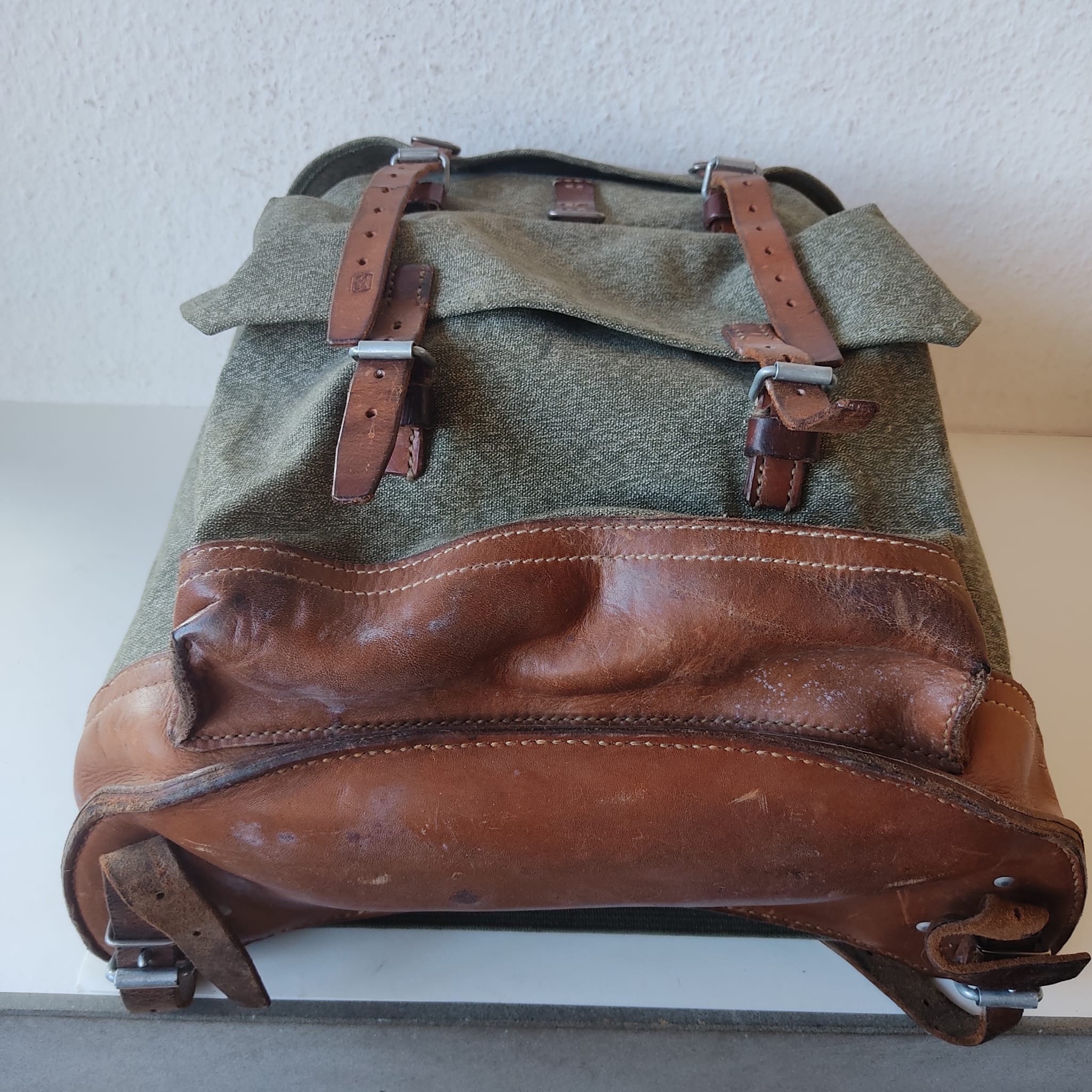 Swiss Army Military Backpack Rucksack 1970 Canvas Salt & Pepper ...