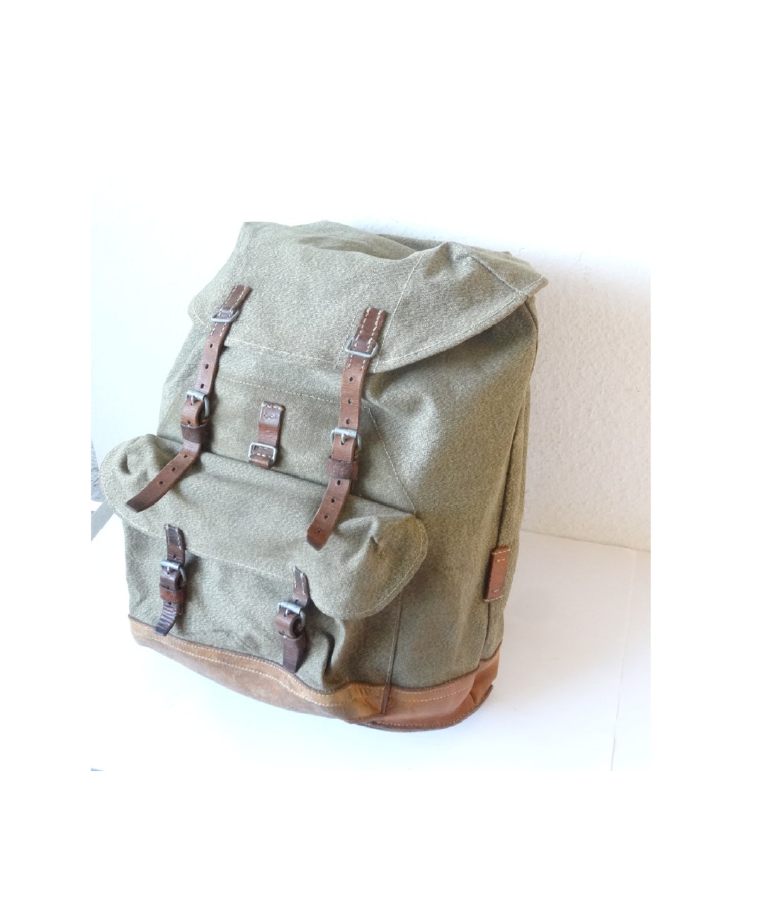 Stunning Swiss Army Military Backpack Rucksack 1966 Canvas Salt ...