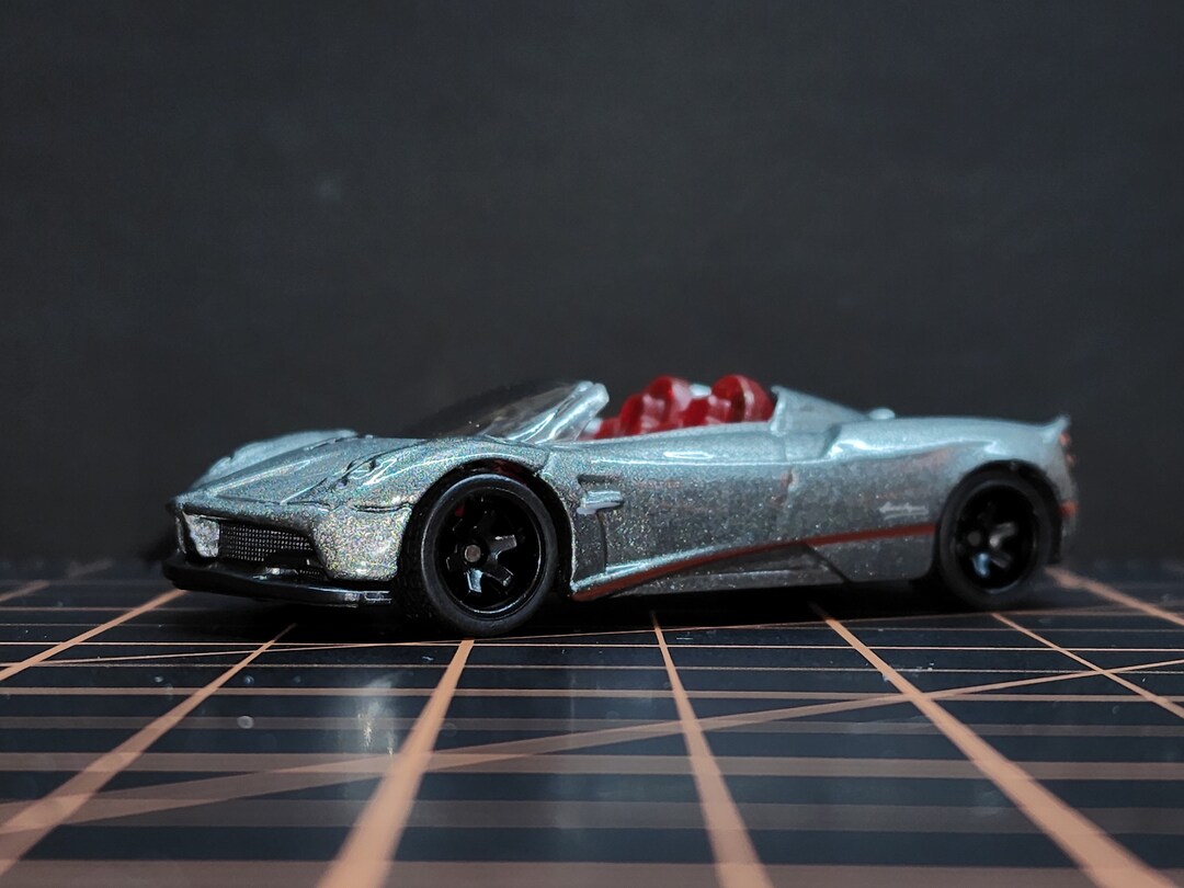 Custom Hot Wheels - Pagani Huayra Roadster - Etsy