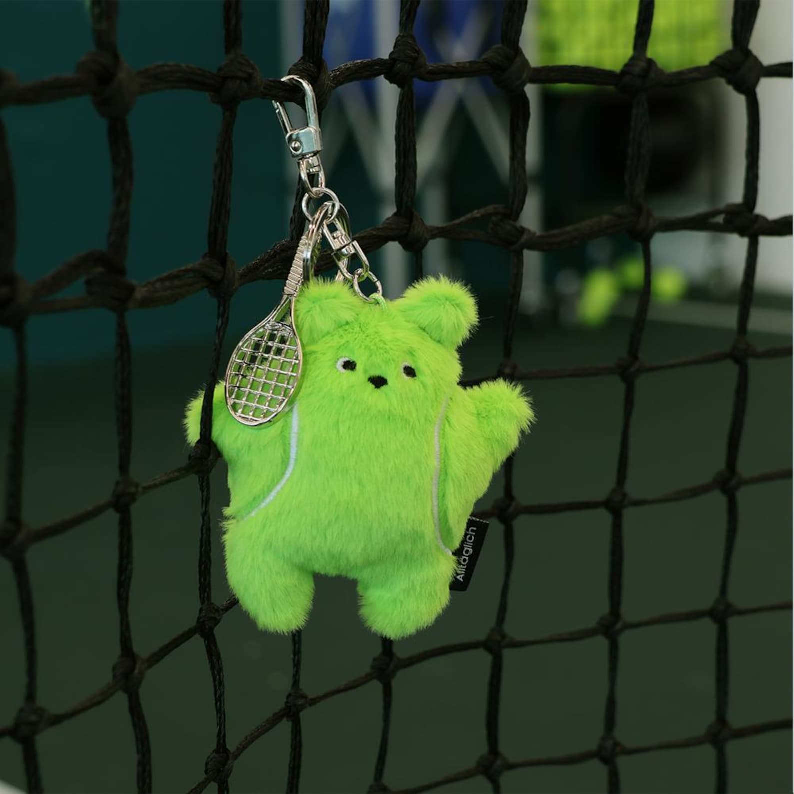 ALLTAGLICH Tennis Bear Keychain - Etsy