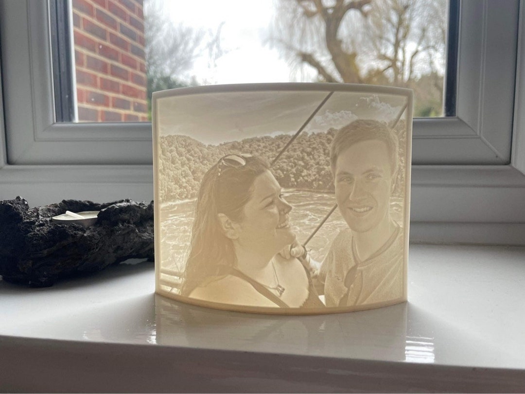 Free Standing 3D Printed Lithophane Photographs - Etsy