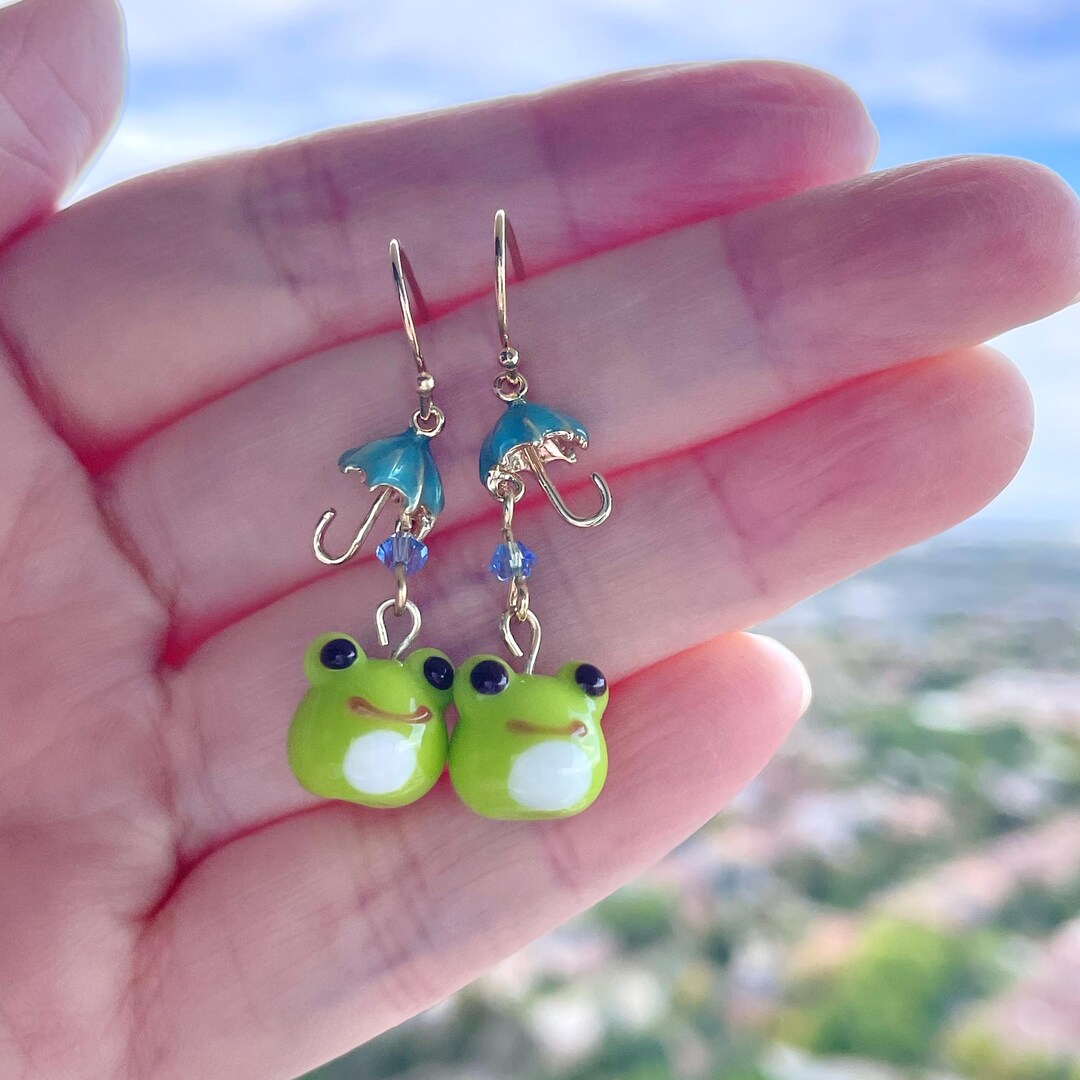 Super Cute Tiny Frog With Umbrella Earrings, Handmade Glass Beads ...