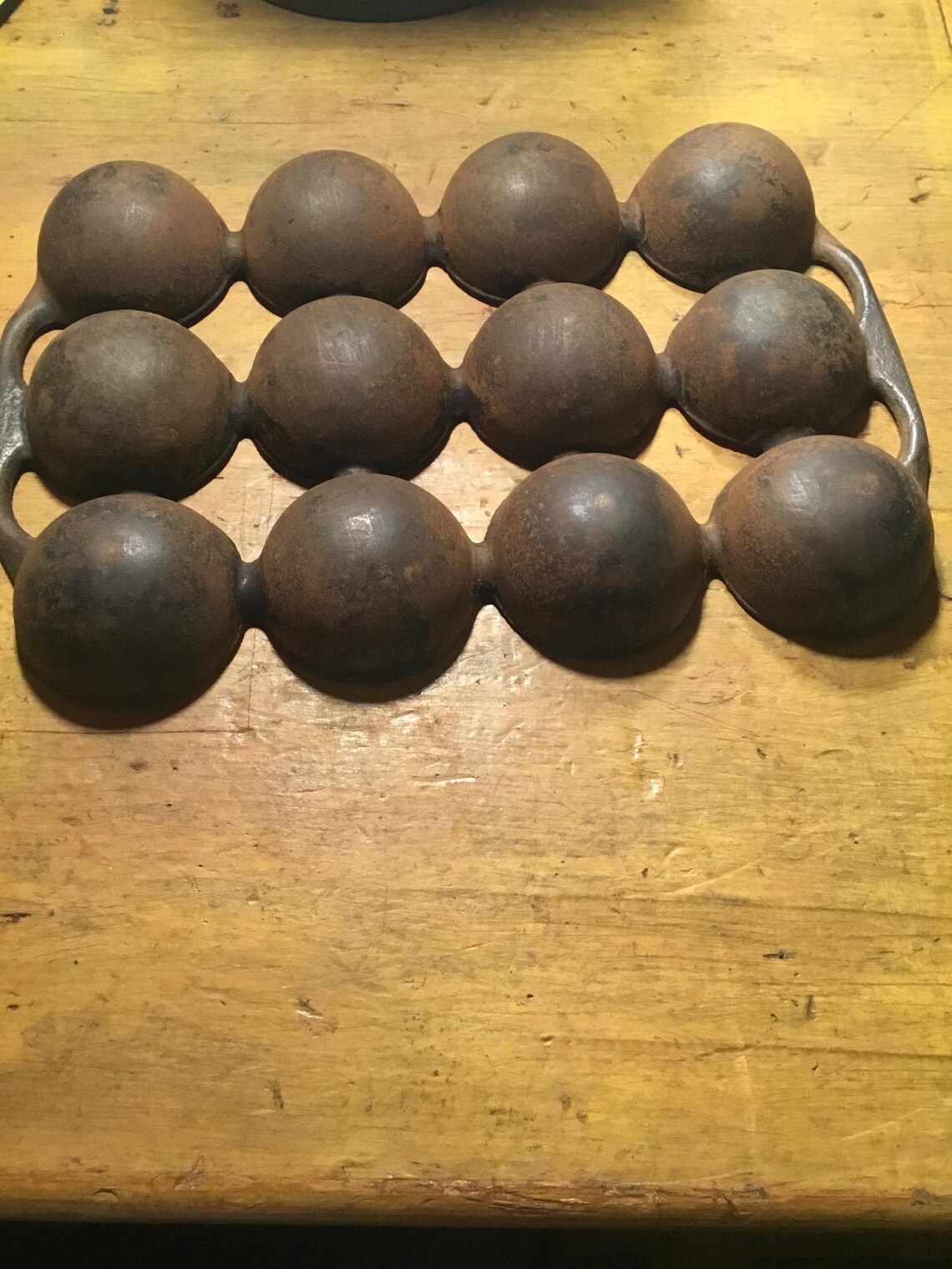 Old Vintage 12 Cup Cast Iron Ball Shaped Brownie Pan 497. - Etsy