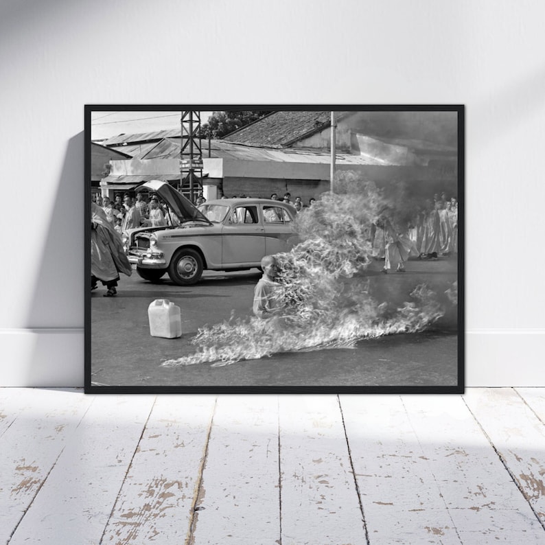 The Burning Monk 1963 Framed Picture thích Quảng Đức Budhist Monk ...