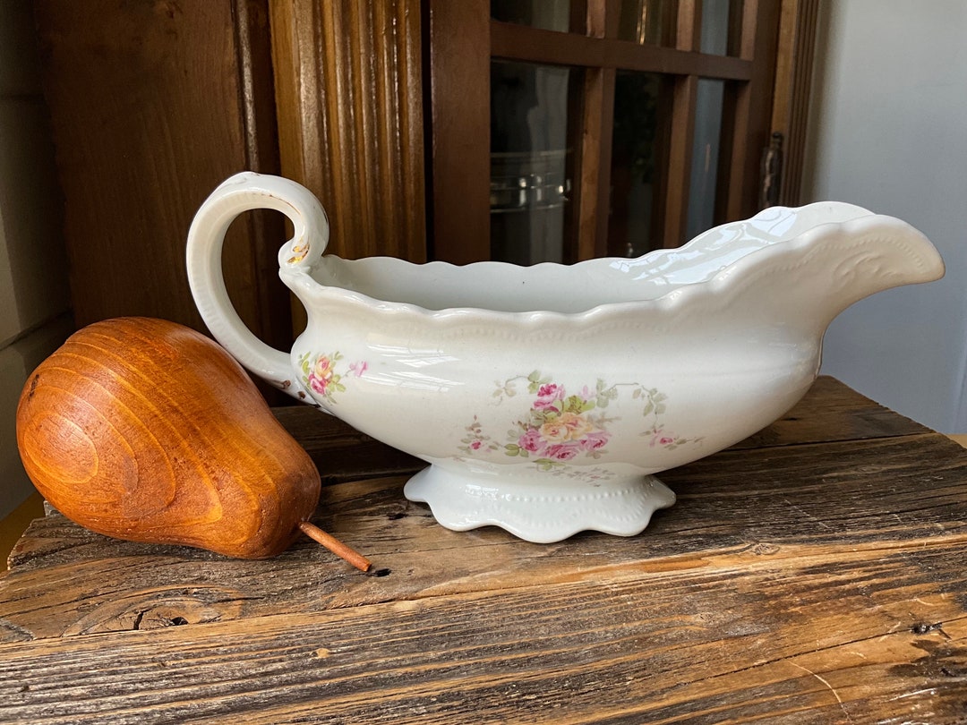 Vintage Warwick China Gravy Boat, Featuring Pink and Peach Roses With ...
