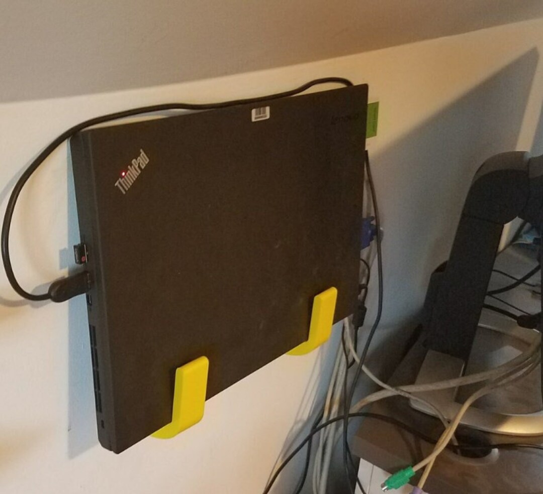 universal-laptop-wall-mount-laptop-mounting-brackets-desk-organization