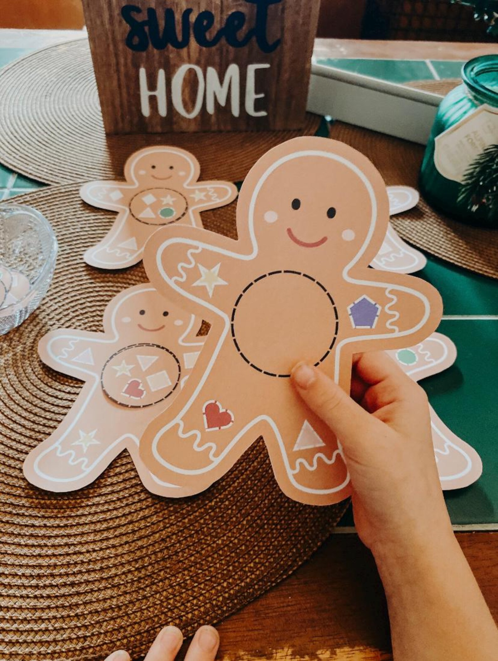 Gingerbread Shape Puzzles, Pattern Practice for Kids, Holiday Learning ...