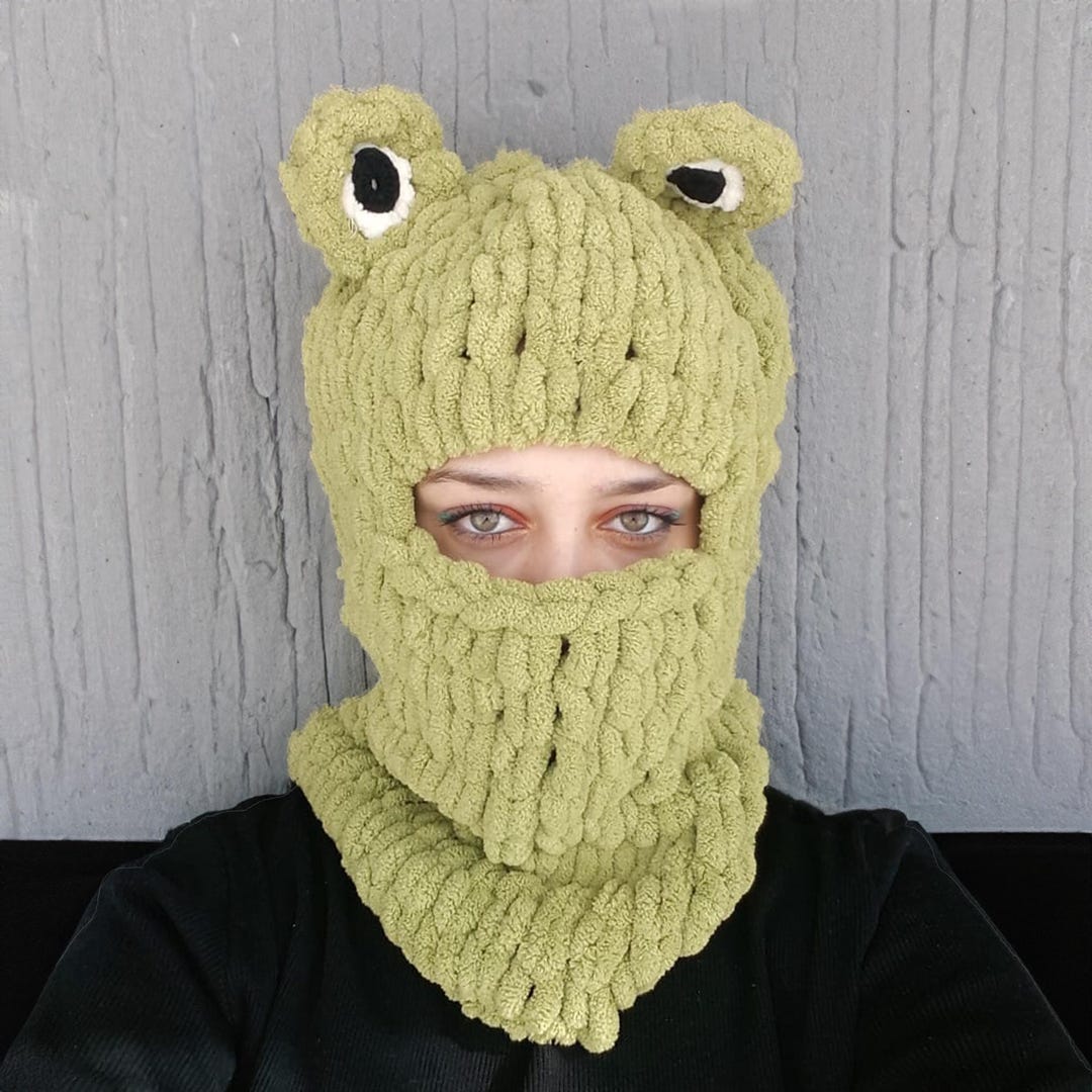 Crochet Frog Helmet Balaclava, Knitted Helmet Mask, Ski Helmet ...