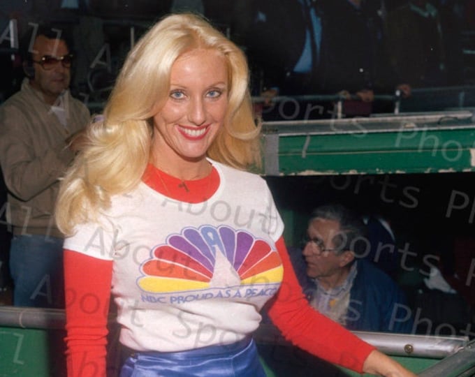 Morganna Roberts Authentic Signed 8x10 Photo W/ 3rd Party Beckett ...
