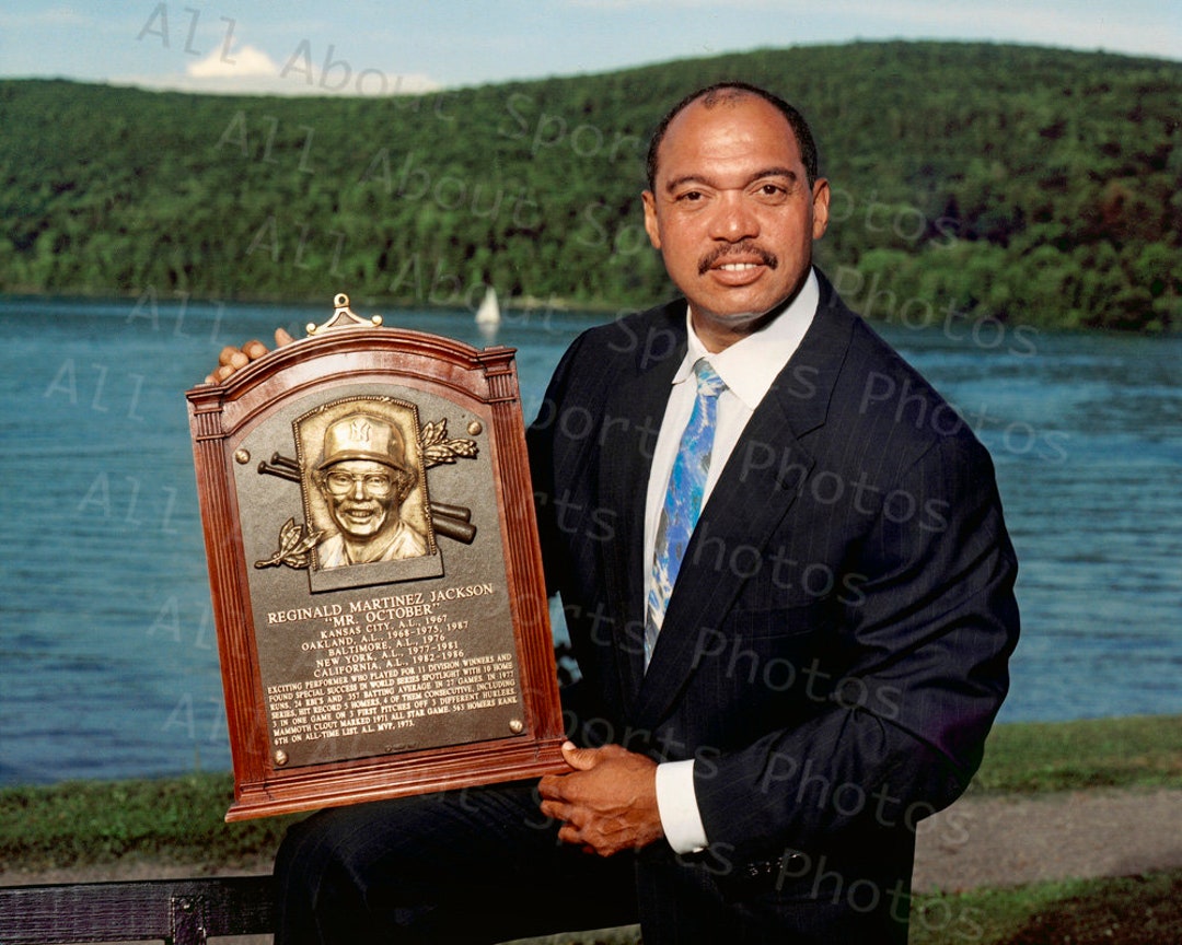Reggie Jackson Enters the Hall of Fame in 1993 - Etsy