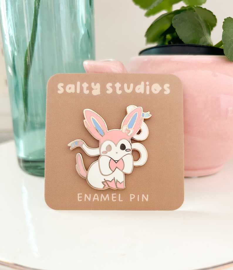 Sylveon Pin Pokémon Enamel Pin Video Game Pin - Etsy
