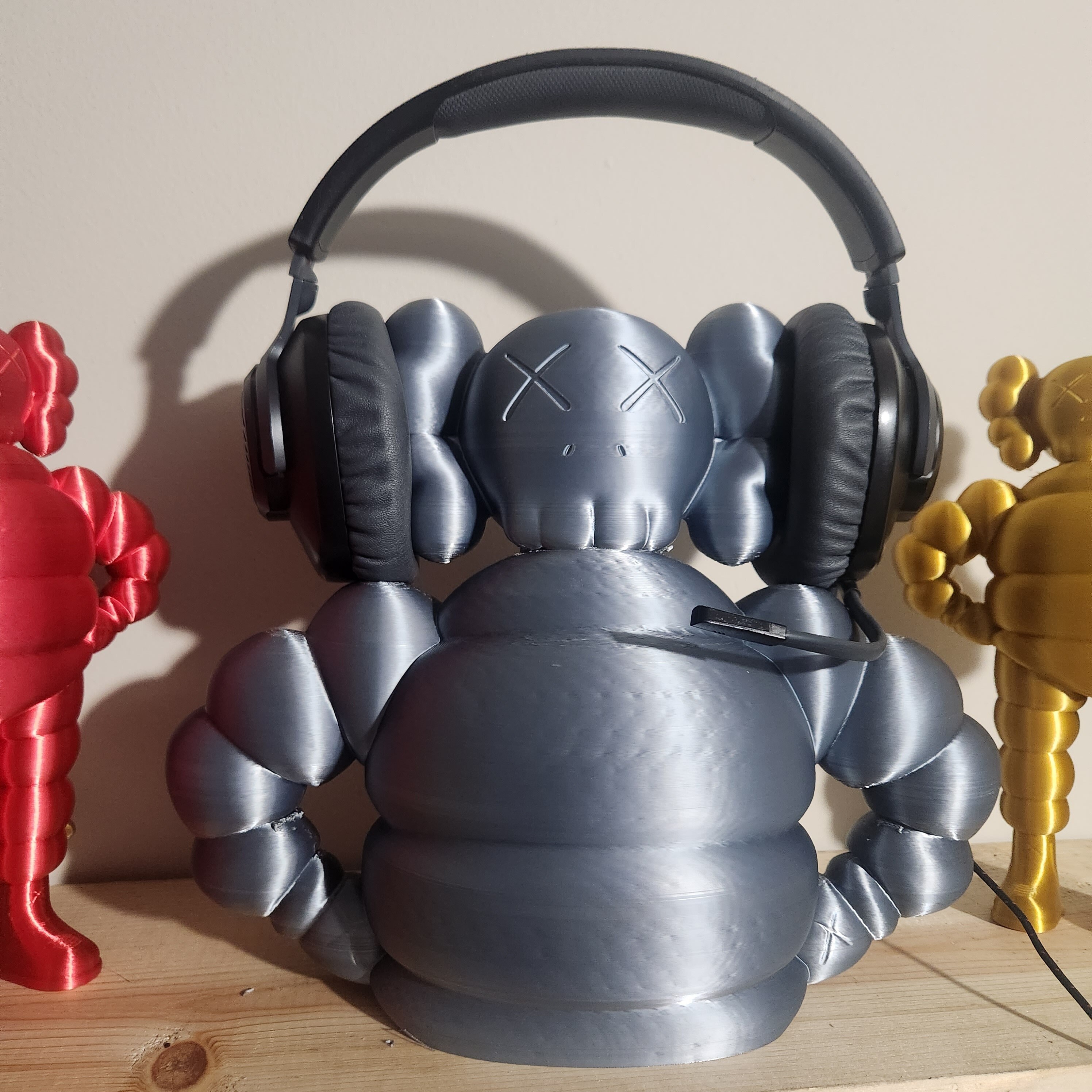Kaws-inspired 3D Printed Headphone Holder Modern Home Decor - Etsy