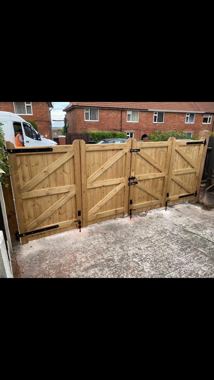 Bespoke Garden Gates. - Etsy