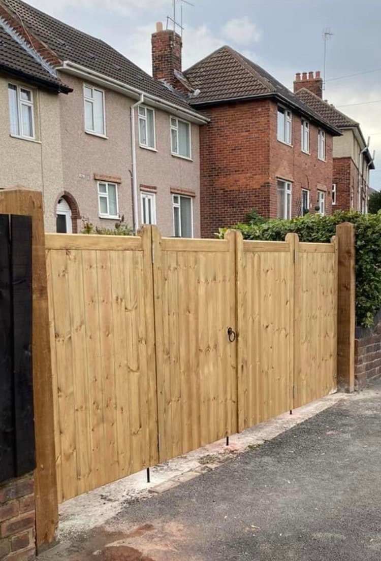 Bespoke Garden Gates. - Etsy