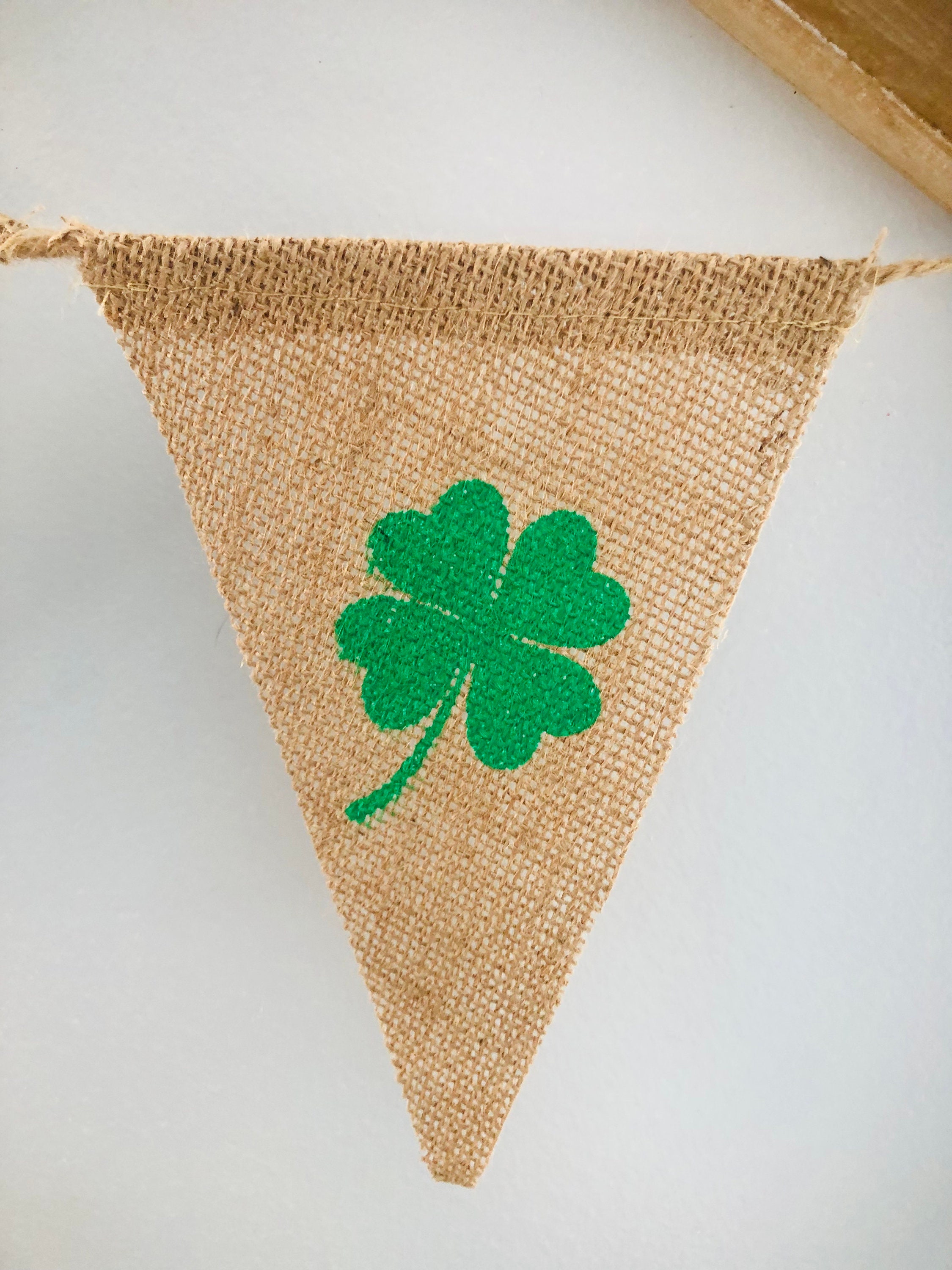 Shamrock Banner, St Patricks Day Banner, Shamrock Bunting Garland ...