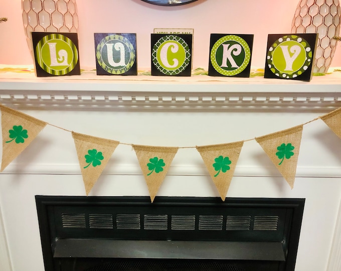 Shamrock Banner, St Patricks Day Banner, Shamrock Bunting Garland ...
